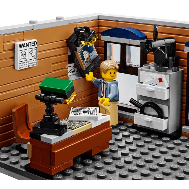 Paniate - LEGO Creator Expert Detective's Office 10246 Lego in offerta ...
