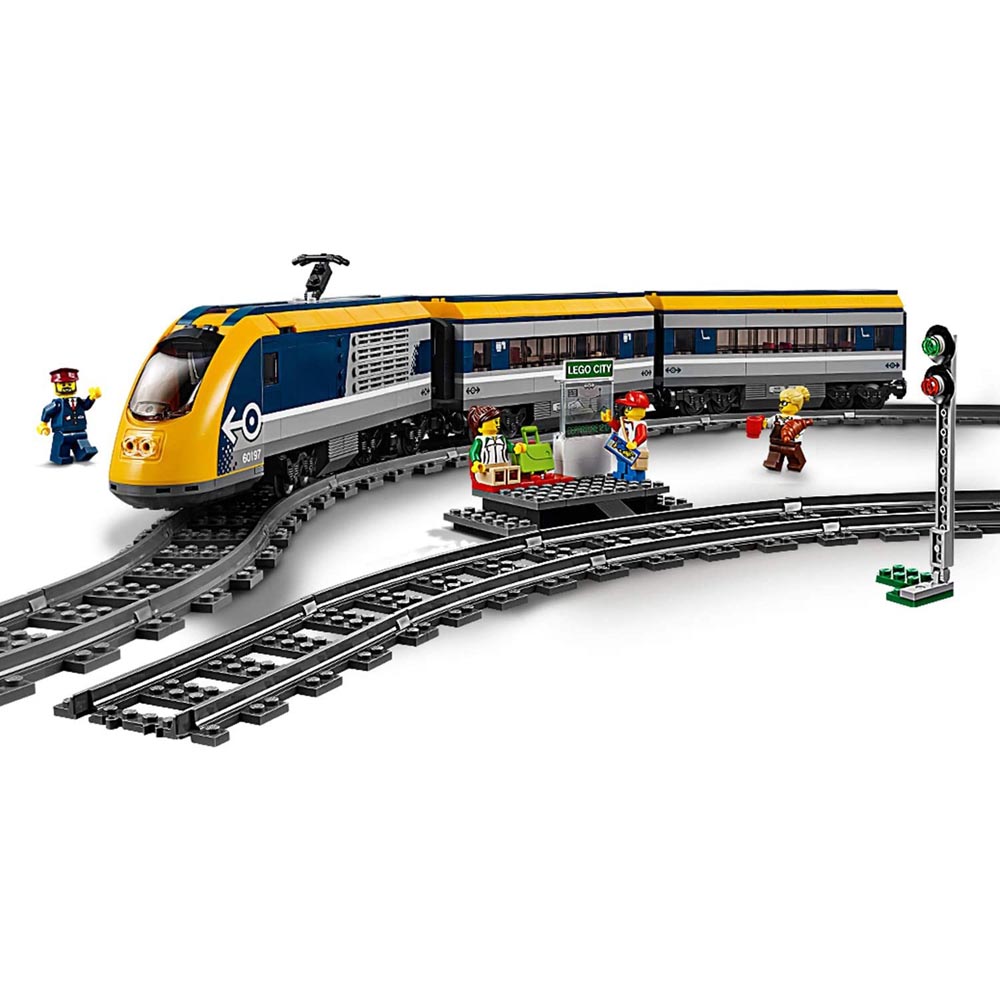 Paniate - LEGO City Treno passeggeri 60197 Lego in offerta da Paniate